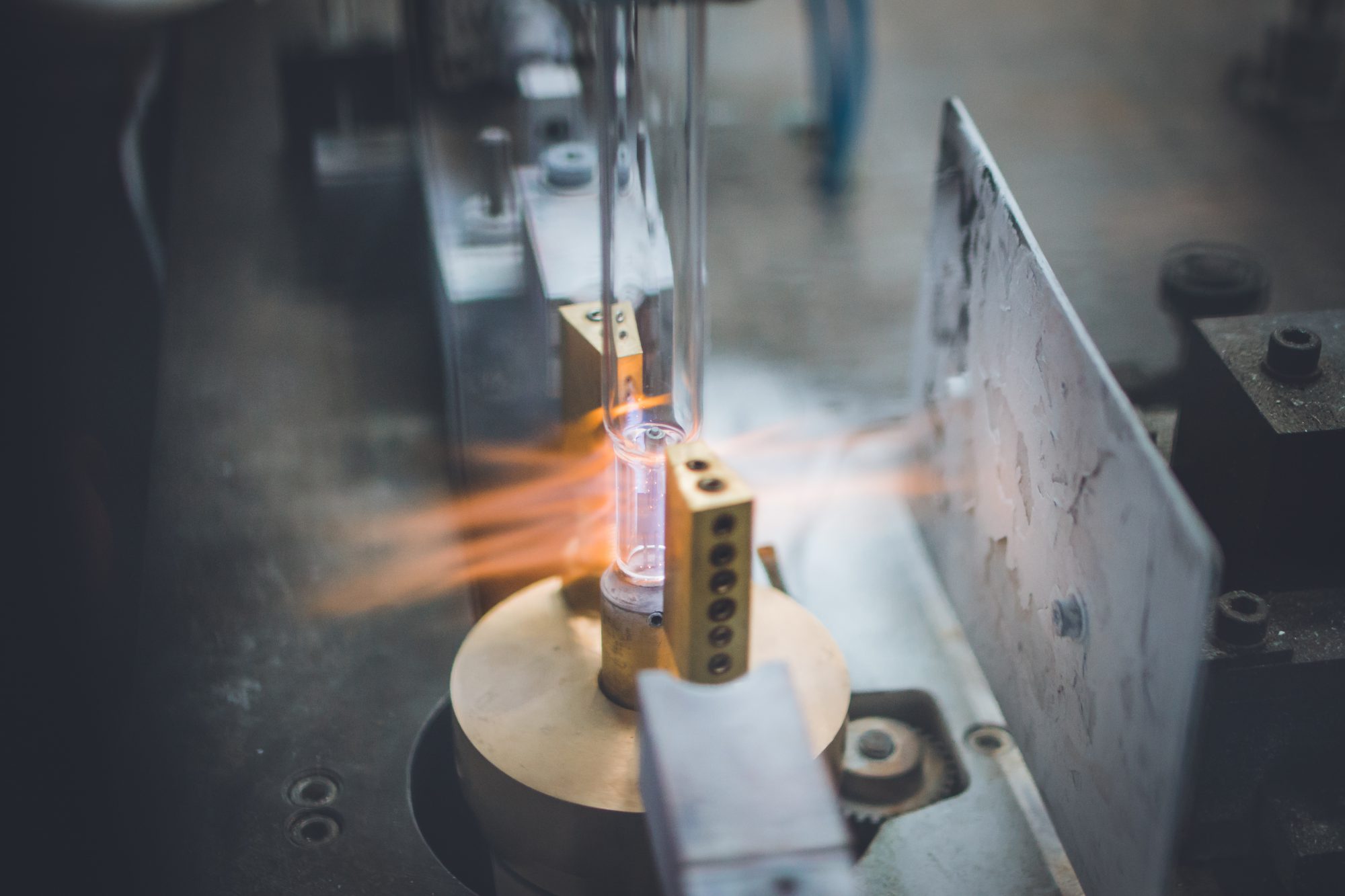 UV Lamp Production - Alpha Cure